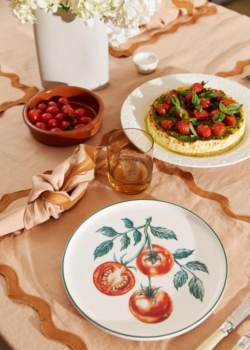 Tomato Girl Aesthetic: The TikTok Trend Bringing Fun Summer Vibes – Bed ...