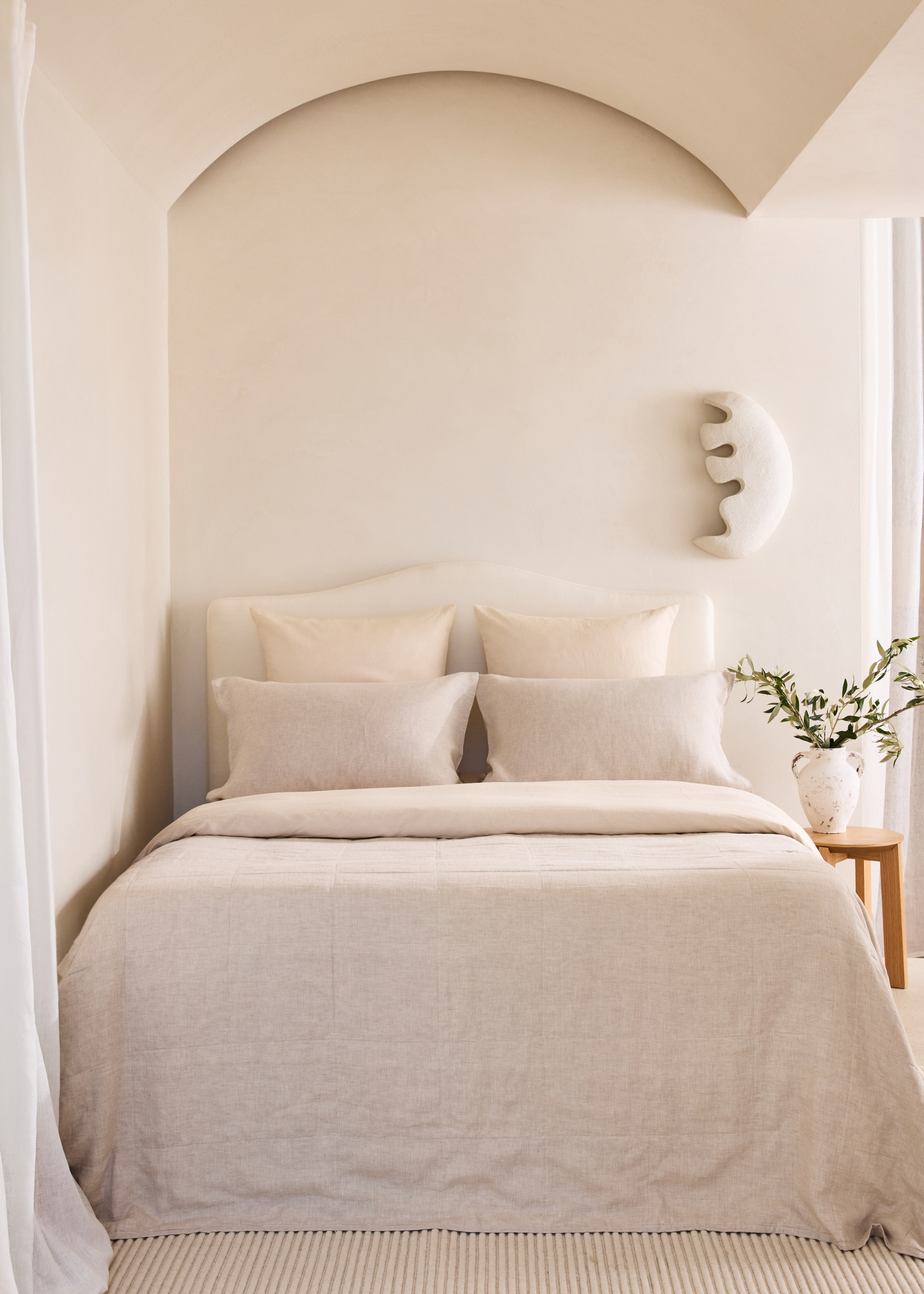 How to Style a Bed – Bed Threads